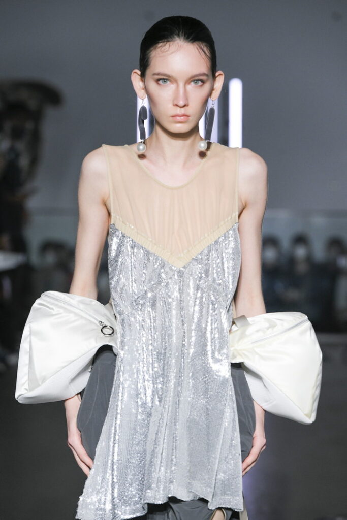 ヨウヘイ オオノ（YOHEI OHNO）2023年春夏コレクション〇Rakuten Fashion Week TOKYO 2023 SS ...