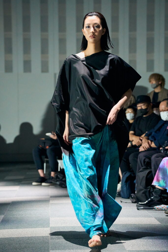 シズミ（沈み|shizumi）2023年春夏コレクション〇Rakuten Fashion Week TOKYO 2023 SS | zoom up collection