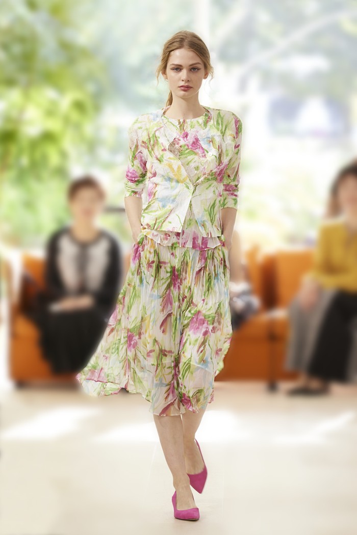 ユキ トリヰ インターナショナル（YUKI TORII INTERNATIONAL）2024年春夏コレクション | zoom up collection