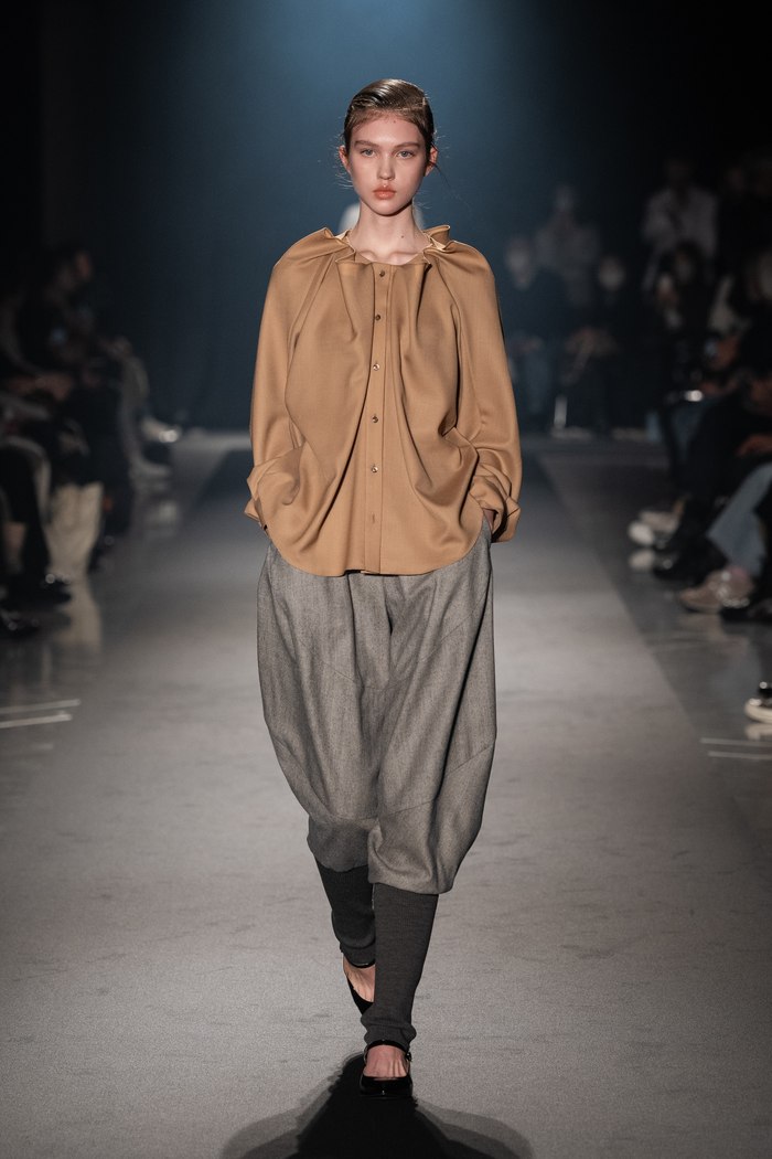 サポートサーフェス（support surface）2024／2025年秋冬コレクション〇Rakuten Fashion Week TOKYO ...